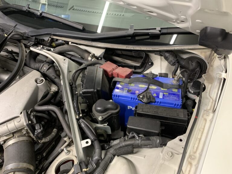 自動車整備士が教えるR35 GTR バッテリー交換 徹底解説 | TS-KK-Base
